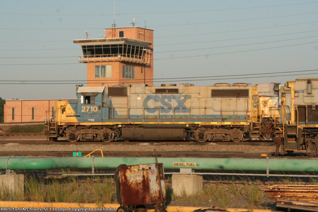 CSX 2710
